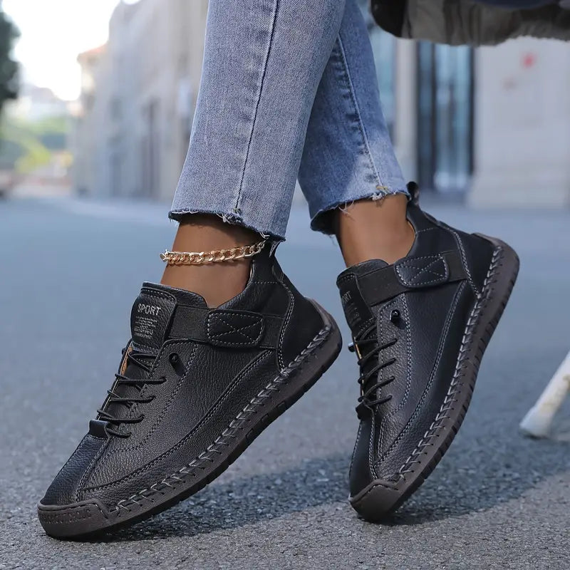 Caela™ | Comfort Hiking Shoes Black – NORÁ Hamptons